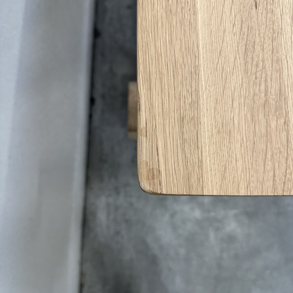 Profile dining table | Re-loved